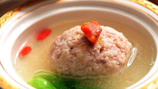 清蒸蟹粉狮子头怎么做_清蒸蟹粉狮子头正宗做法-第3张图片-山城妙识