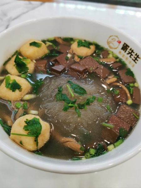 老鸭粉丝鸭血汤加盟费多少_开店利润怎么样-第2张图片-山城妙识 老鸭粉丝鸭血汤加盟费多少_开店利润怎么样-第2张图片-山城妙识