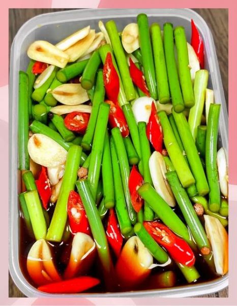 盐腌蒜苔怎么做_盐腌蒜苔能放多久-第1张图片-山城妙识 盐腌蒜苔怎么做_盐腌蒜苔能放多久-第1张图片-山城妙识