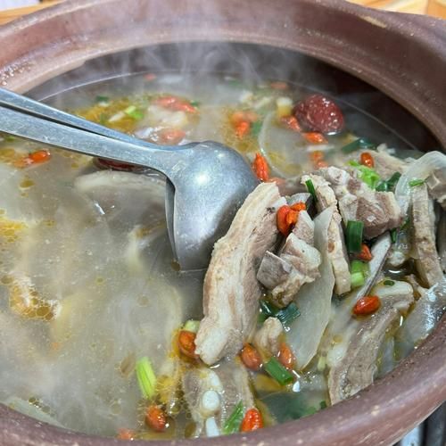 广式羊肉煲的做法大全窍门_羊肉煲怎么去除膻味-第2张图片-山城妙识