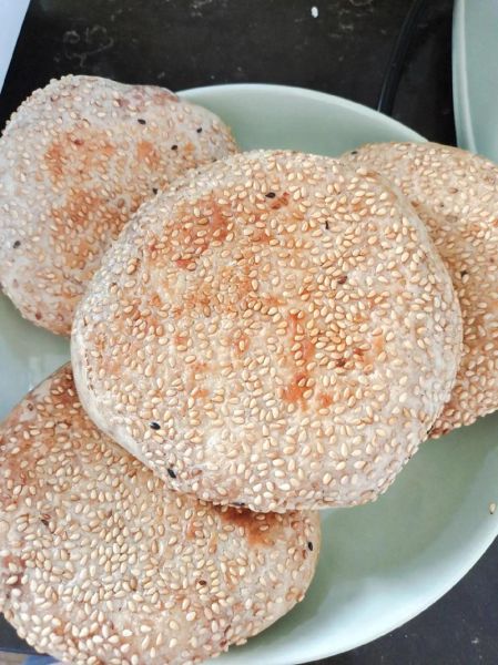 芝麻酱饼怎么做才香酥_芝麻酱饼香酥秘诀-第3张图片-山城妙识 芝麻酱饼怎么做才香酥_芝麻酱饼香酥秘诀-第3张图片-山城妙识