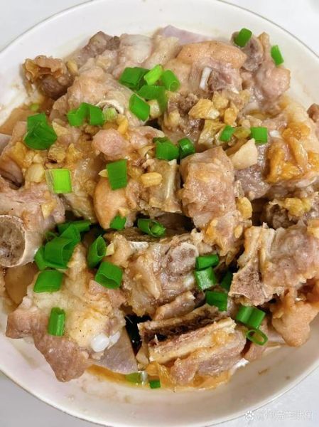 芋头焖排骨怎么做_芋头焖排骨要焯水吗-第2张图片-山城妙识 芋头焖排骨怎么做_芋头焖排骨要焯水吗-第2张图片-山城妙识