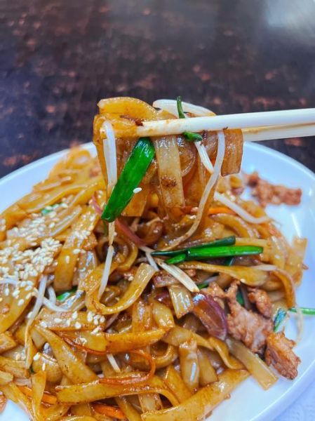 河粉怎么吃_河粉的做法大全-第1张图片-山城妙识 河粉怎么吃_河粉的做法大全-第1张图片-山城妙识