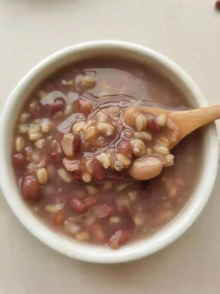 早上喝红豆粥的危害_空腹吃红豆粥会伤胃吗-第3张图片-山城妙识 早上喝红豆粥的危害_空腹吃红豆粥会伤胃吗-第3张图片-山城妙识