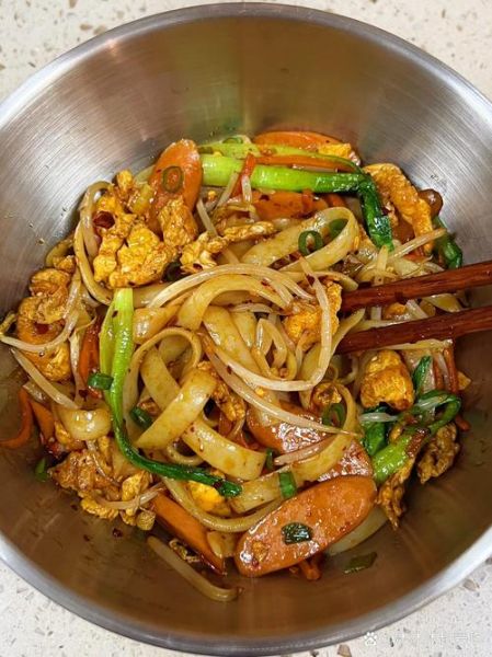 河粉怎么吃_河粉的做法大全-第2张图片-山城妙识 河粉怎么吃_河粉的做法大全-第2张图片-山城妙识