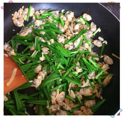 蚬肉粥的做法_蚬肉粥的功效与禁忌-第1张图片-山城妙识