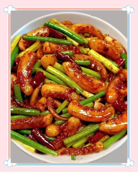 蒜苔炒鱿鱼怎么做_蒜苔炒鱿鱼用焯水吗-第2张图片-山城妙识