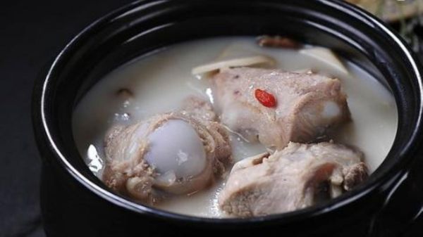 大骨头和什么炖在一起好_大骨头炖什么最香-第2张图片-山城妙识