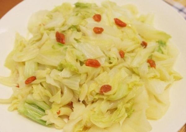 炒高丽菜怎么炒才脆_炒高丽菜要不要先焯水-第1张图片-山城妙识 炒高丽菜怎么炒才脆_炒高丽菜要不要先焯水-第1张图片-山城妙识