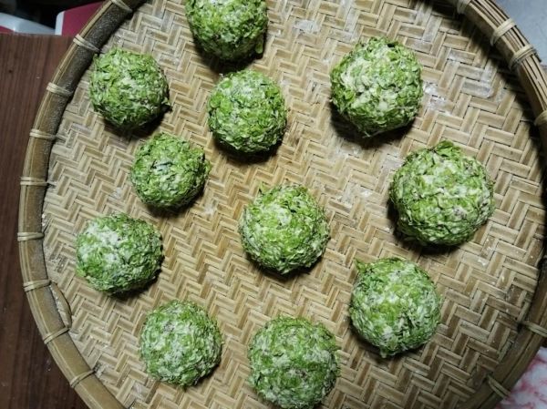 榆钱饼怎么做_榆钱饼的营养价值-第2张图片-山城妙识 榆钱饼怎么做_榆钱饼的营养价值-第2张图片-山城妙识