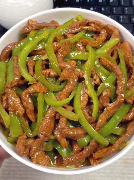 青椒肉丝怎么做_青椒肉丝怎么炒才嫩-第3张图片-山城妙识 青椒肉丝怎么做_青椒肉丝怎么炒才嫩-第3张图片-山城妙识