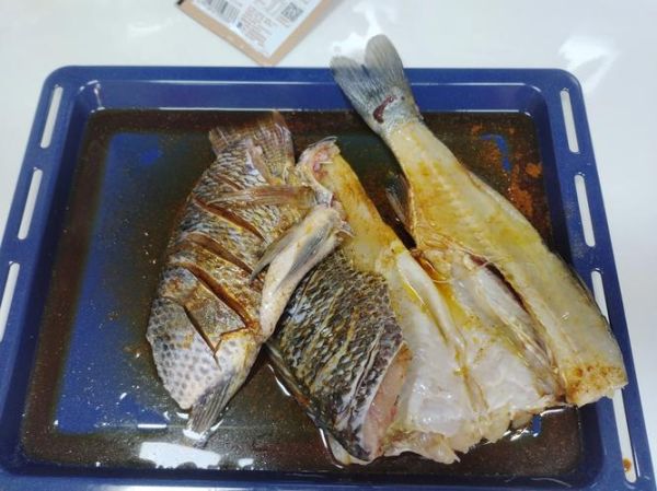 电烤箱烤鱼怎么做_电烤箱烤鱼温度时间-第3张图片-山城妙识 电烤箱烤鱼怎么做_电烤箱烤鱼温度时间-第3张图片-山城妙识