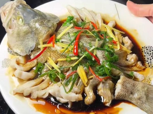 2斤鲈鱼蒸多久最佳时间_鲈鱼蒸多久才鲜嫩-第2张图片-山城妙识 2斤鲈鱼蒸多久最佳时间_鲈鱼蒸多久才鲜嫩-第2张图片-山城妙识