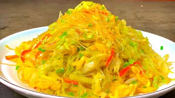 包菜炒粉丝怎么炒不粘锅_包菜炒粉丝用干粉丝还是湿粉丝-第1张图片-山城妙识 包菜炒粉丝怎么炒不粘锅_包菜炒粉丝用干粉丝还是湿粉丝-第1张图片-山城妙识
