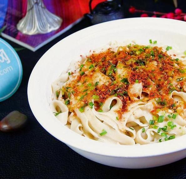 铁蛋刀削面加盟费多少_2024最新报价-第1张图片-山城妙识 铁蛋刀削面加盟费多少_2024最新报价-第1张图片-山城妙识