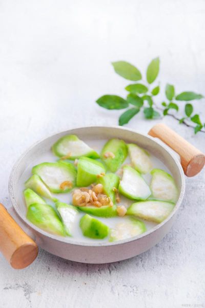 西葫芦汤怎么做_西葫芦汤热量高吗-第2张图片-山城妙识 西葫芦汤怎么做_西葫芦汤热量高吗-第2张图片-山城妙识