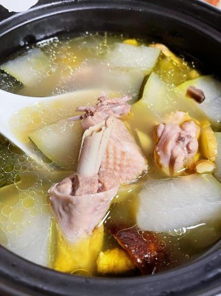 老鸭汤放什么配料好吃_老鸭汤配料推荐-第1张图片-山城妙识 老鸭汤放什么配料好吃_老鸭汤配料推荐-第1张图片-山城妙识