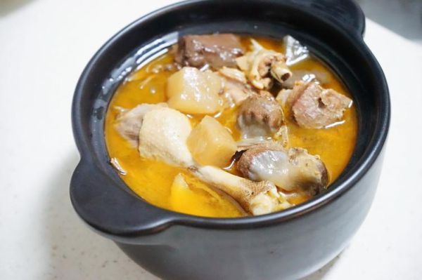 鸭汤里放什么食材好吃_老鸭汤加什么料最香-第3张图片-山城妙识 鸭汤里放什么食材好吃_老鸭汤加什么料最香-第3张图片-山城妙识