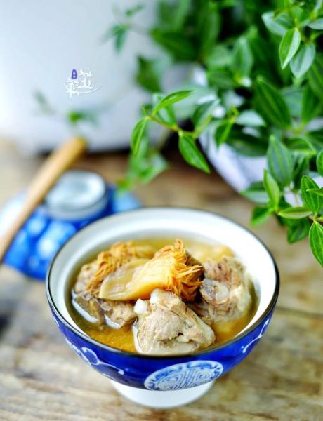 猴头菇炖排骨怎么做_猴头菇炖排骨的家常做法-第2张图片-山城妙识 猴头菇炖排骨怎么做_猴头菇炖排骨的家常做法-第2张图片-山城妙识