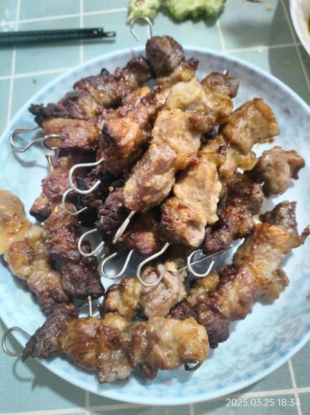 空气炸锅烤羊肉串怎么做_空气炸锅烤羊肉串温度时间-第3张图片-山城妙识
