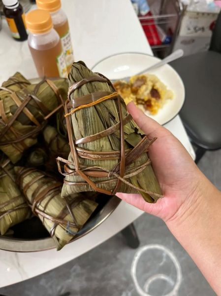 西米怎么包粽子好吃_西米粽子做法步骤-第3张图片-山城妙识