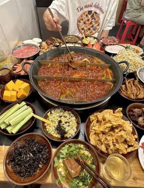 重庆火锅有什么特点_重庆火锅为什么辣而不燥-第3张图片-山城妙识 重庆火锅有什么特点_重庆火锅为什么辣而不燥-第3张图片-山城妙识
