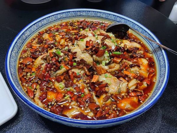 麻辣水煮鱼高清大图_正宗做法怎么选鱼片-第3张图片-山城妙识 麻辣水煮鱼高清大图_正宗做法怎么选鱼片-第3张图片-山城妙识