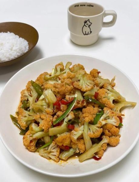 花菜怎么炒才好吃_花菜焯水几分钟才脆-第1张图片-山城妙识 花菜怎么炒才好吃_花菜焯水几分钟才脆-第1张图片-山城妙识