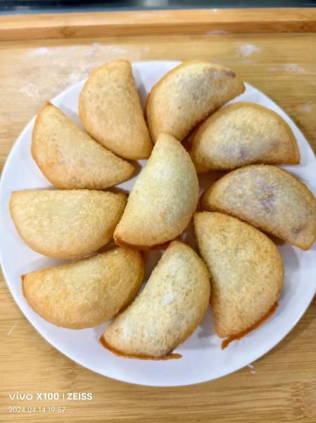 炸冰淇淋怎么做_炸冰淇淋做法步骤-第2张图片-山城妙识 炸冰淇淋怎么做_炸冰淇淋做法步骤-第2张图片-山城妙识