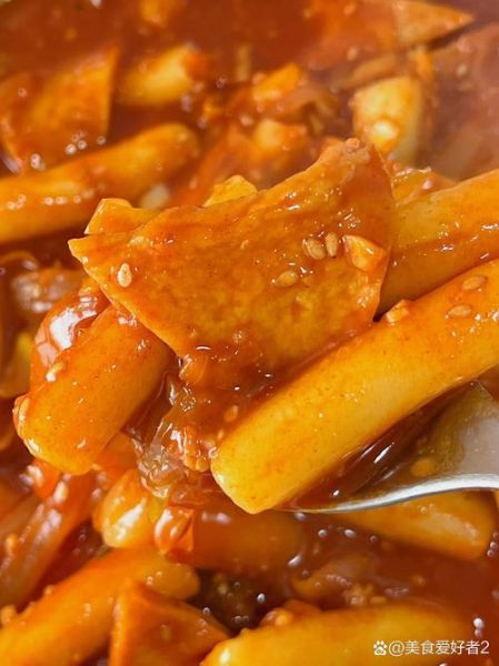 炒年糕是哪里的特产_韩国炒年糕和中国炒年糕区别-第2张图片-山城妙识 炒年糕是哪里的特产_韩国炒年糕和中国炒年糕区别-第2张图片-山城妙识