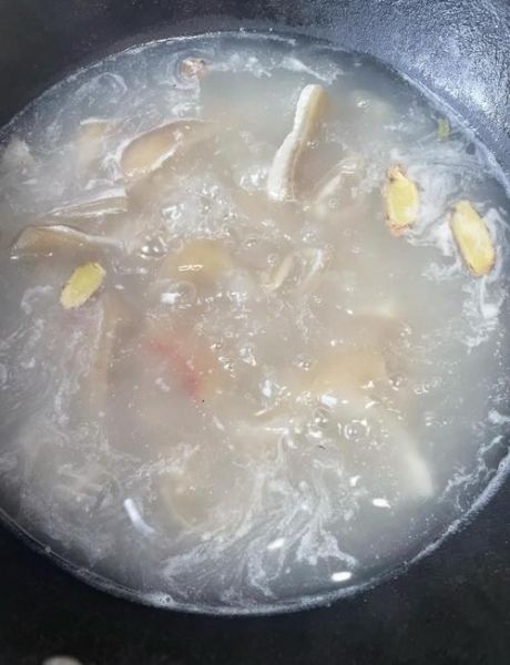 蒸皮冻和水比例是多少_猪皮冻怎么做不腥-第1张图片-山城妙识 蒸皮冻和水比例是多少_猪皮冻怎么做不腥-第1张图片-山城妙识