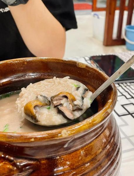 黄鳝粥带血怎么做_黄鳝粥带血正宗做法-第1张图片-山城妙识 黄鳝粥带血怎么做_黄鳝粥带血正宗做法-第1张图片-山城妙识