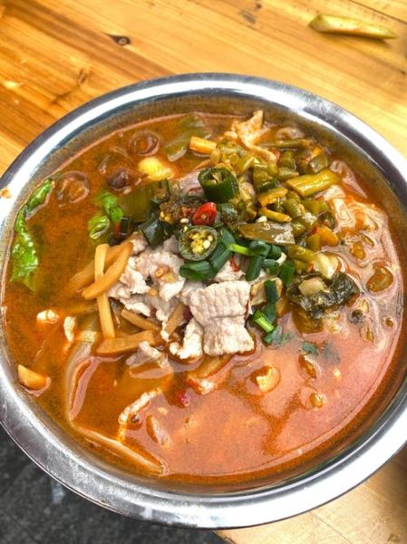 生榨米粉的做法_生榨米粉的配料有哪些-第1张图片-山城妙识 生榨米粉的做法_生榨米粉的配料有哪些-第1张图片-山城妙识