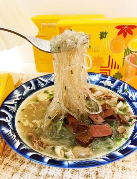 正宗鸭血粉丝汤配方_鸭血粉丝汤怎么做才正宗-第2张图片-山城妙识 正宗鸭血粉丝汤配方_鸭血粉丝汤怎么做才正宗-第2张图片-山城妙识