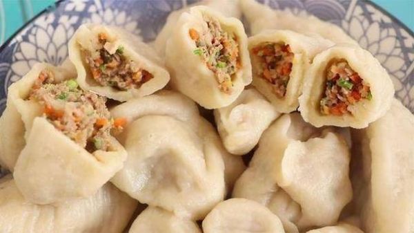 纯羊肉馅饺子怎么调馅_羊肉饺子馅去膻技巧-第3张图片-山城妙识