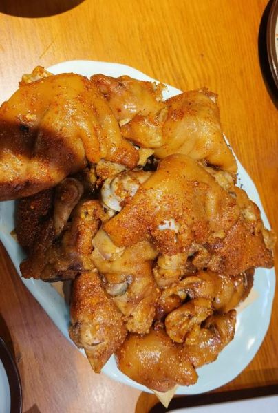 烤猪蹄图片高清_如何拍出诱人色泽-第2张图片-山城妙识 烤猪蹄图片高清_如何拍出诱人色泽-第2张图片-山城妙识