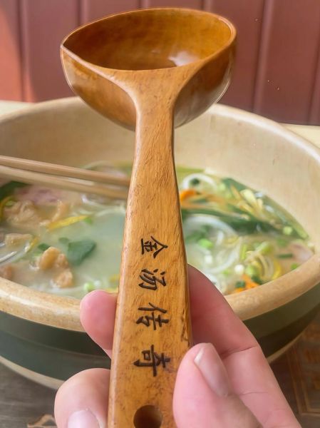 过桥米线是哪里的_过桥米线为什么叫过桥-第3张图片-山城妙识