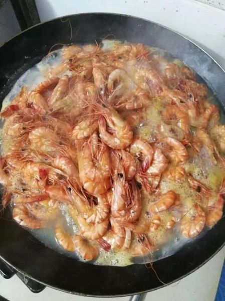 鲜虾怎么晒成虾干_晒虾干要不要焯水-第2张图片-山城妙识