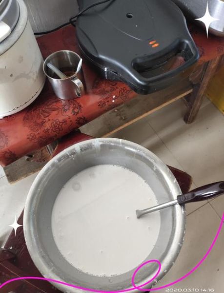 电饼铛做凉皮的方法_电饼铛凉皮怎么做-第2张图片-山城妙识 电饼铛做凉皮的方法_电饼铛凉皮怎么做-第2张图片-山城妙识