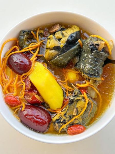 山药炖乌鸡汤的禁忌_哪些人不能吃-第1张图片-山城妙识 山药炖乌鸡汤的禁忌_哪些人不能吃-第1张图片-山城妙识