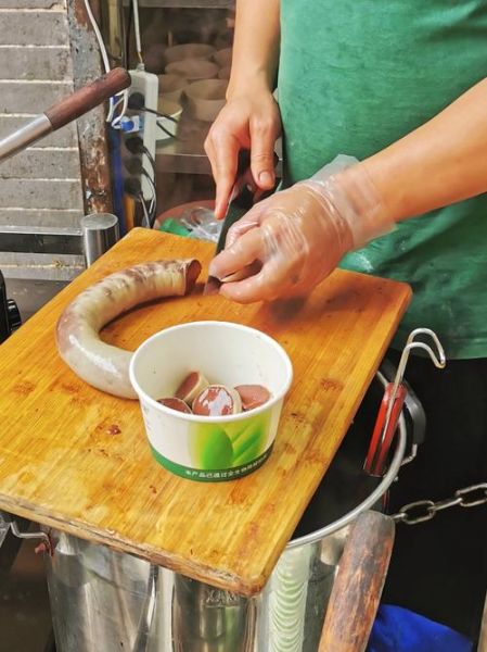 猪血肠怎么吃_猪血肠的家常做法-第1张图片-山城妙识 猪血肠怎么吃_猪血肠的家常做法-第1张图片-山城妙识