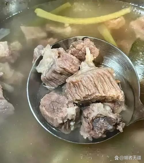 手把羊肉煮多久才熟_如何判断羊肉是否煮好-第3张图片-山城妙识