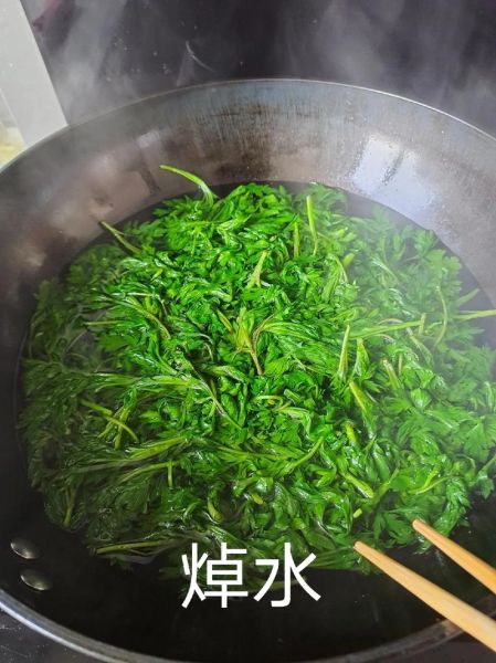 凉拌野菜的做法_野菜焯水几分钟-第2张图片-山城妙识 凉拌野菜的做法_野菜焯水几分钟-第2张图片-山城妙识