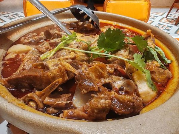 羊肉煲怎么做好吃_羊肉煲用什么部位最好-第2张图片-山城妙识