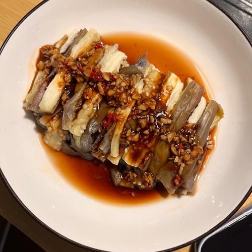 正宗东北蒜泥茄子怎么做_蒜泥茄子蒸多久才软-第3张图片-山城妙识 正宗东北蒜泥茄子怎么做_蒜泥茄子蒸多久才软-第3张图片-山城妙识