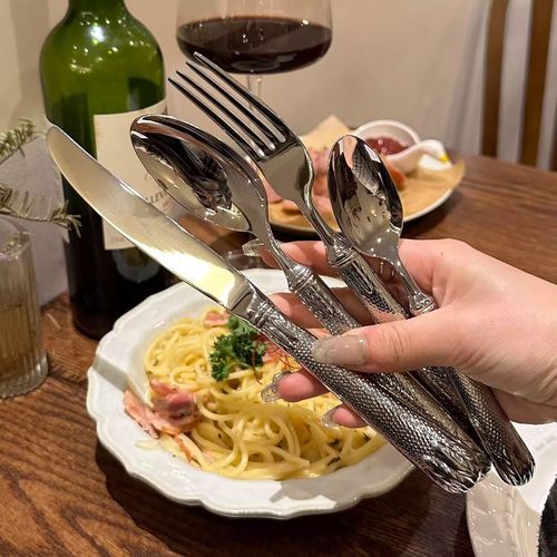 西餐刀叉勺怎么摆_正式宴会餐具摆放标准-第3张图片-山城妙识 西餐刀叉勺怎么摆_正式宴会餐具摆放标准-第3张图片-山城妙识