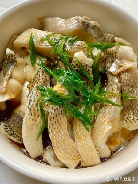 女人吃清蒸鲈鱼的好处_清蒸鲈鱼对女性的功效-第2张图片-山城妙识 女人吃清蒸鲈鱼的好处_清蒸鲈鱼对女性的功效-第2张图片-山城妙识