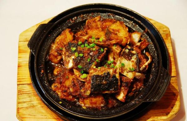 鲟龙鱼怎么做好吃_鲟龙鱼适合清蒸还是红烧-第3张图片-山城妙识 鲟龙鱼怎么做好吃_鲟龙鱼适合清蒸还是红烧-第3张图片-山城妙识