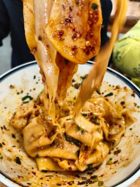 裤带面怎么做_裤带面视频教程-第2张图片-山城妙识 裤带面怎么做_裤带面视频教程-第2张图片-山城妙识