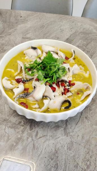 家常酸菜鱼怎么做_酸菜鱼鱼片不碎技巧-第2张图片-山城妙识 家常酸菜鱼怎么做_酸菜鱼鱼片不碎技巧-第2张图片-山城妙识